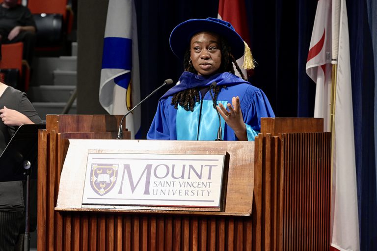 MSVU celebrates fall 2022 graduates, honorary degree recipient – Mount ...