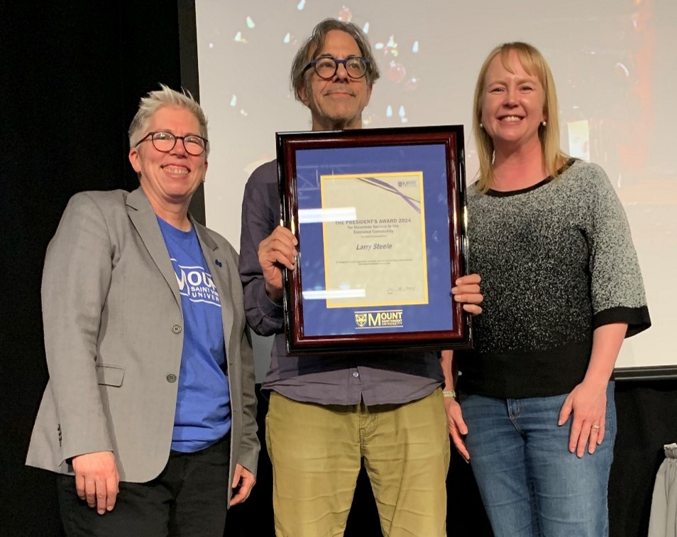 Faculty and staff award winners celebrated at MSVU – Mount Saint Vincent University