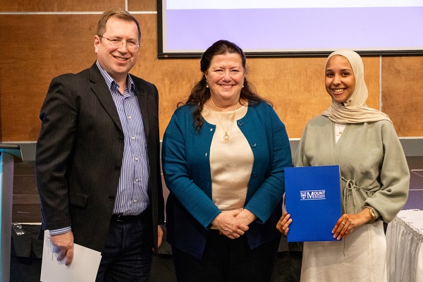 Recognizing excellence: MSVU’s 2025 student award winners – Mount Saint ...