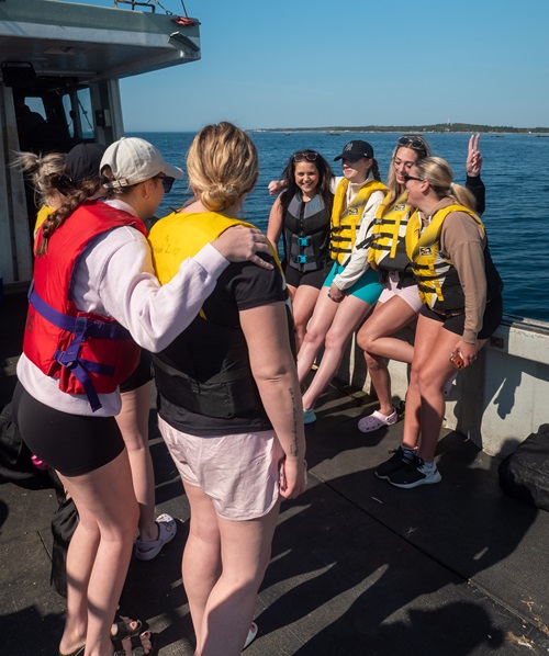 From the classroom to the coastline: MSVU students, president pitch in ...